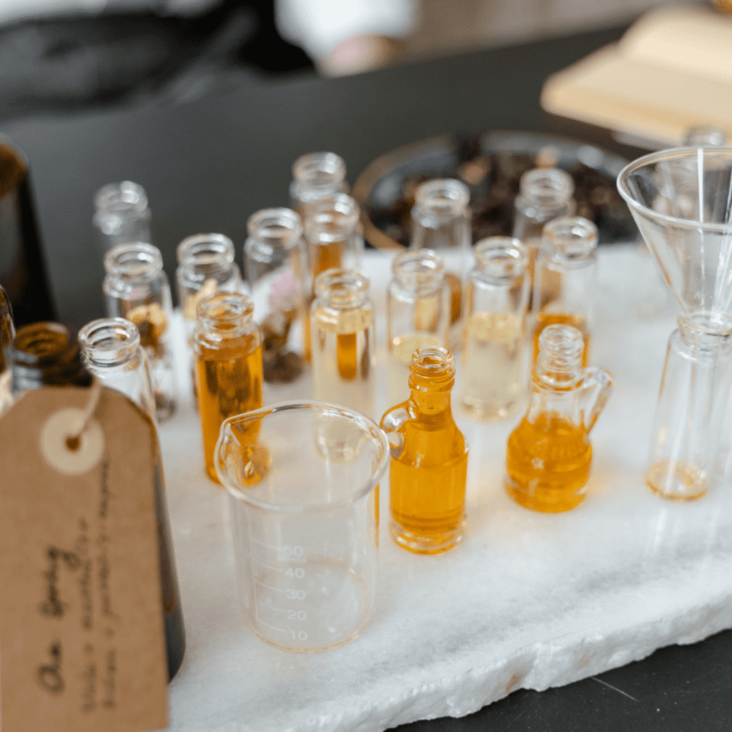 The Ultimate Guide to Essential Oil Blending for Beginners - Pure ...